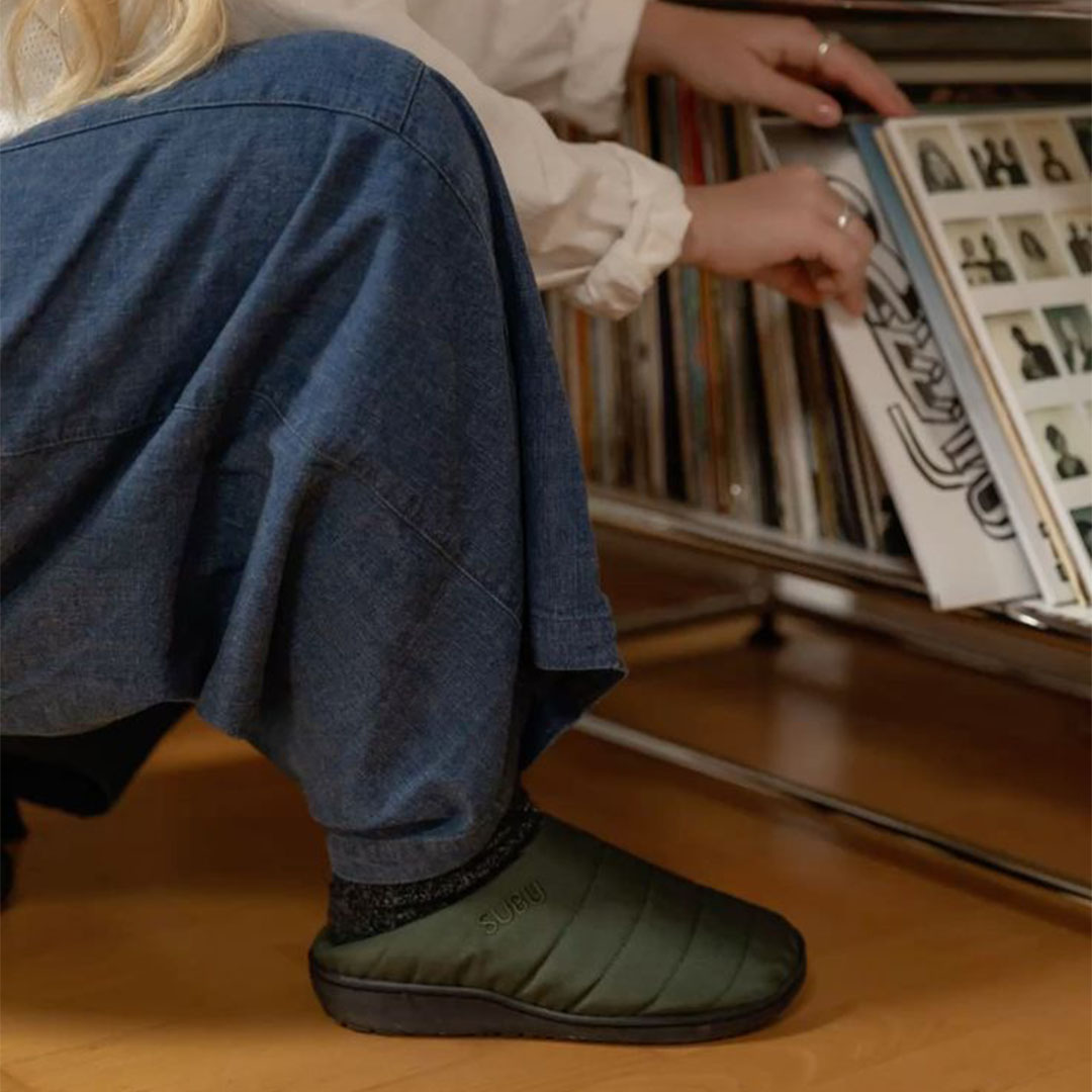 SUBUのサンダルのサイズ感は？大人気サンダルを自腹レビュー！｜スニーカーサイズ研究所