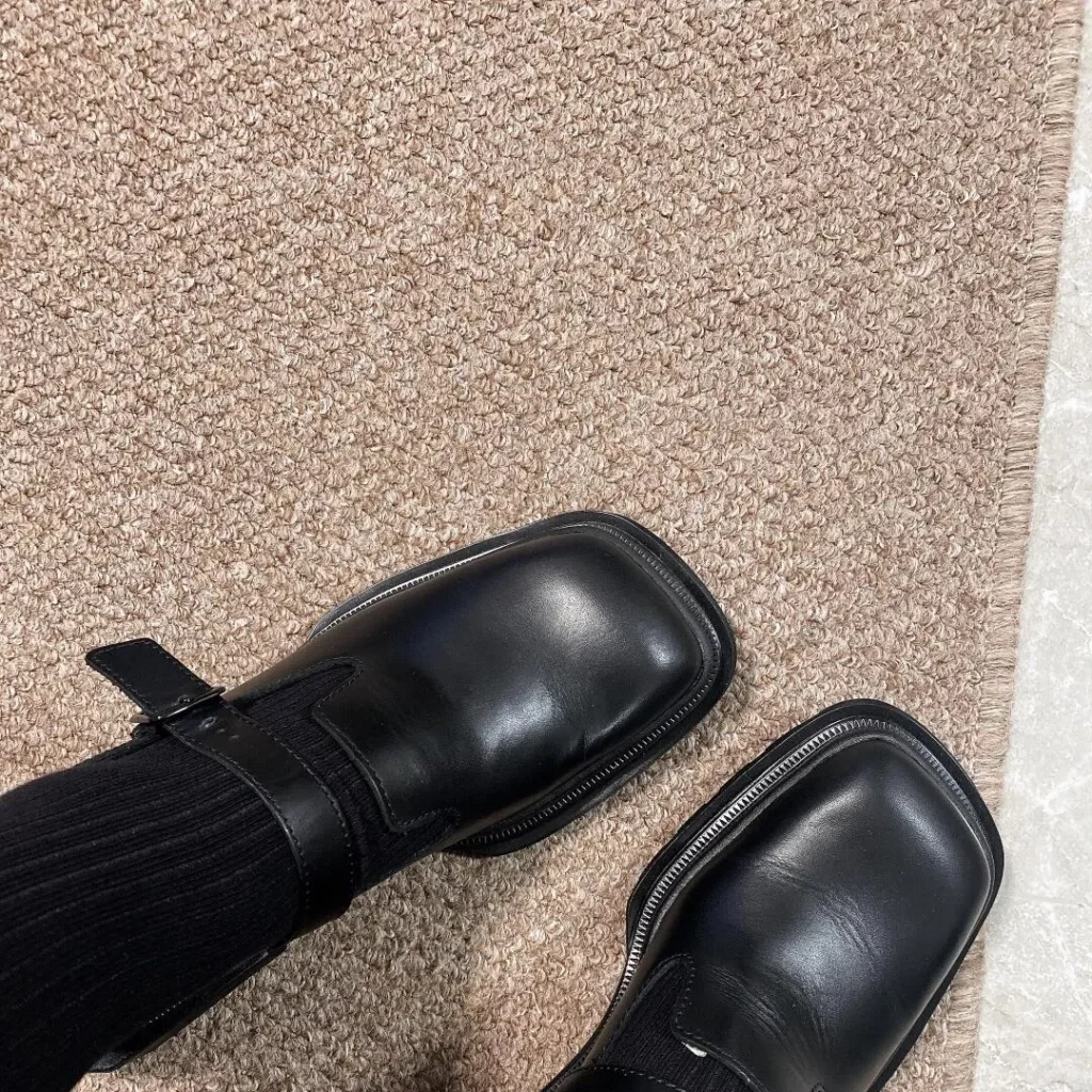 【徹底解説】Dr.MartensのMAYBOLEのサイズ選びをレビュー！口コミも紹介｜スニーカーサイズ研究所